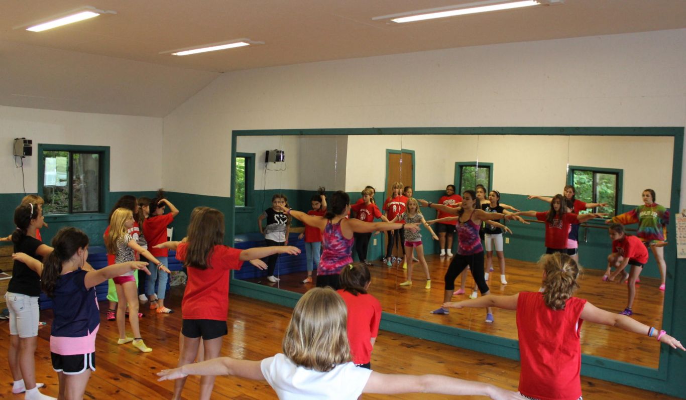 PERFORMING ARTS PROGRAM